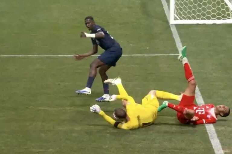 Jamal Musiala victime d'une blessure inquiétante après un choc avec ...
